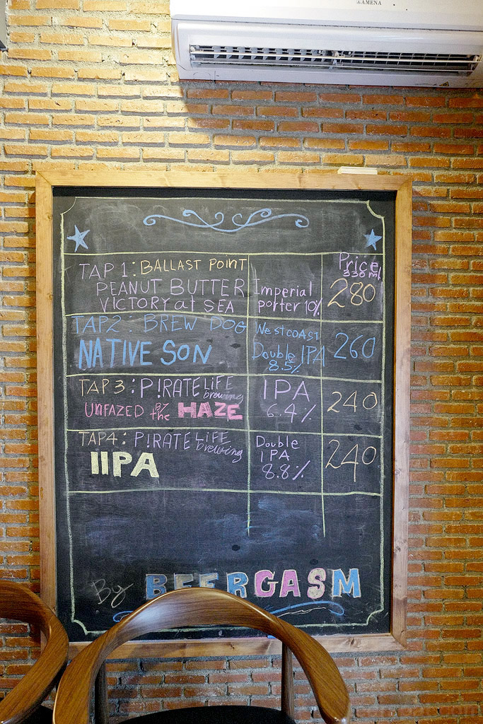 Beergasm คราฟท์เบียร์เสิร์ฟซี่โครงรมควันชิ้นยักษ์ – ปากเกร็ด – teerapat.com