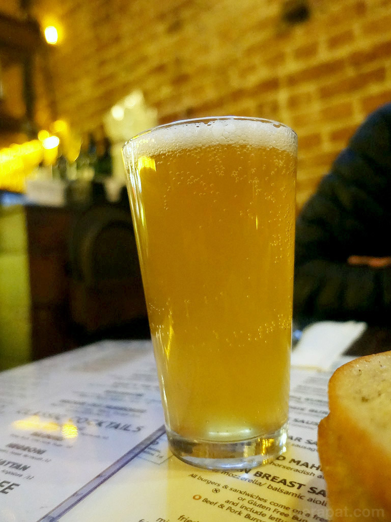 The Hopping Pig คราฟท์เบียร์บาร์ 32 แทปใจกลางเมือง San Diego – teerapat.com