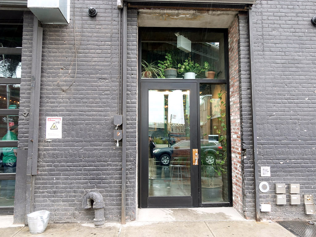 Other Half จิบเบียร์ที่โรงคราฟท์เบียร์เจ้าดัง Brooklyn, New York ...